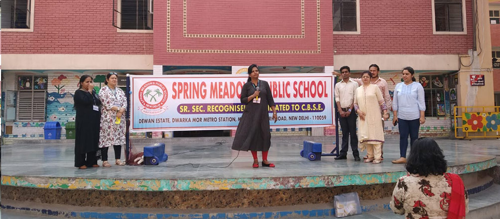 springmeadowspublicschool.com